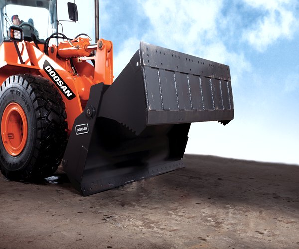 Doosan Multi-Purpose Wheel Loader Bucket Attachment: Doosan Infracore ...